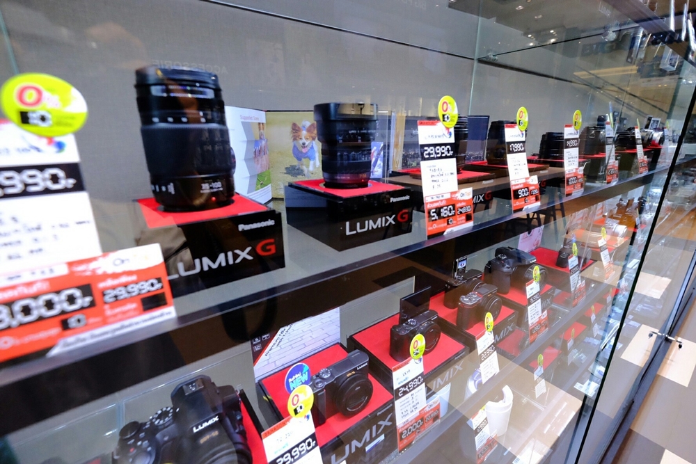 เปิดสาขาใหม่อย่างยิ่งใหญ่! BIG Camera Galleria ICONSIAM มาร่วม Update ...